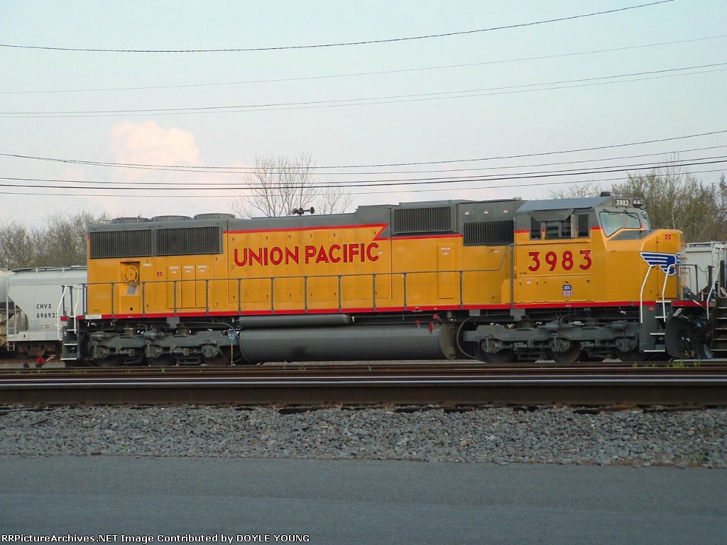 UP 3983